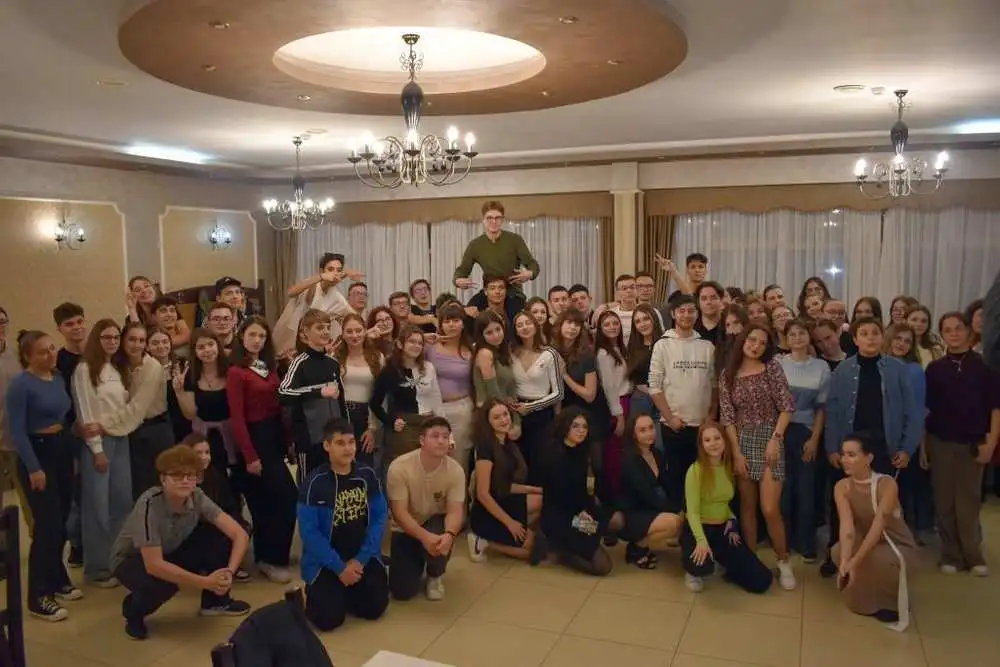 Fundația de Sprijin Comunitar desfășoară o serie de activități ce ... Fundația de Sprijin Comunitar desfășoară o serie de activități ce ...